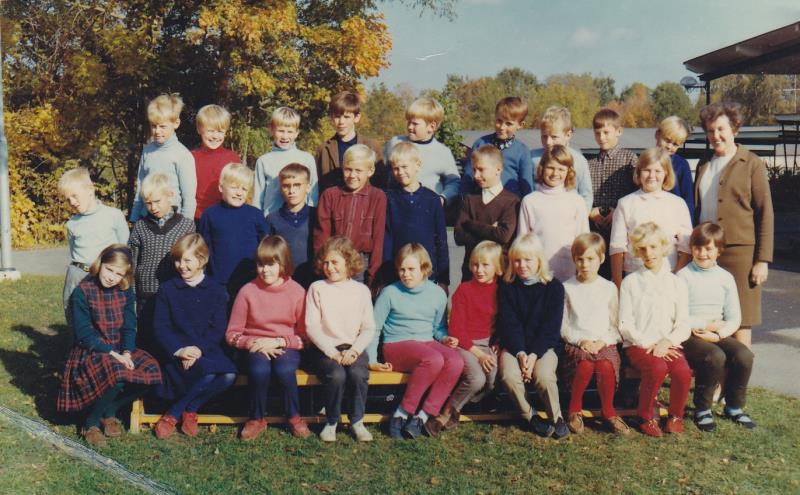Hällekis Skola Klass 3 1966-67 – Kinnekulle Hembygdsförening